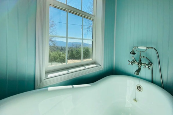 Fox House on Fox & Bear Ridge | yosemitethisyear.com